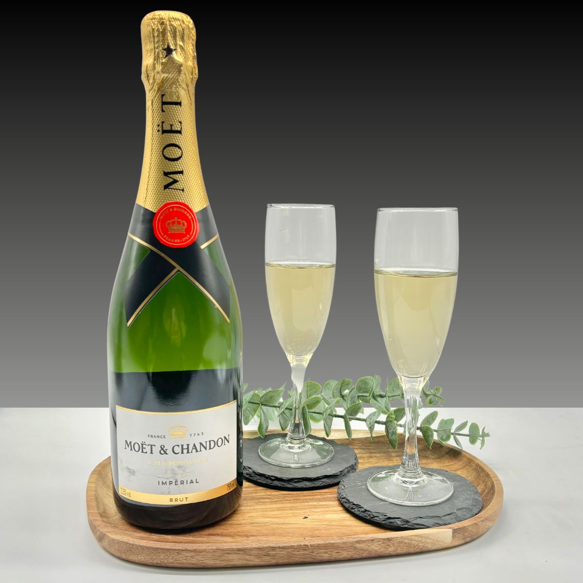 Moët & Chandon Brut Imperial 75cl with 2 x Champagne flutes in Luxury ...