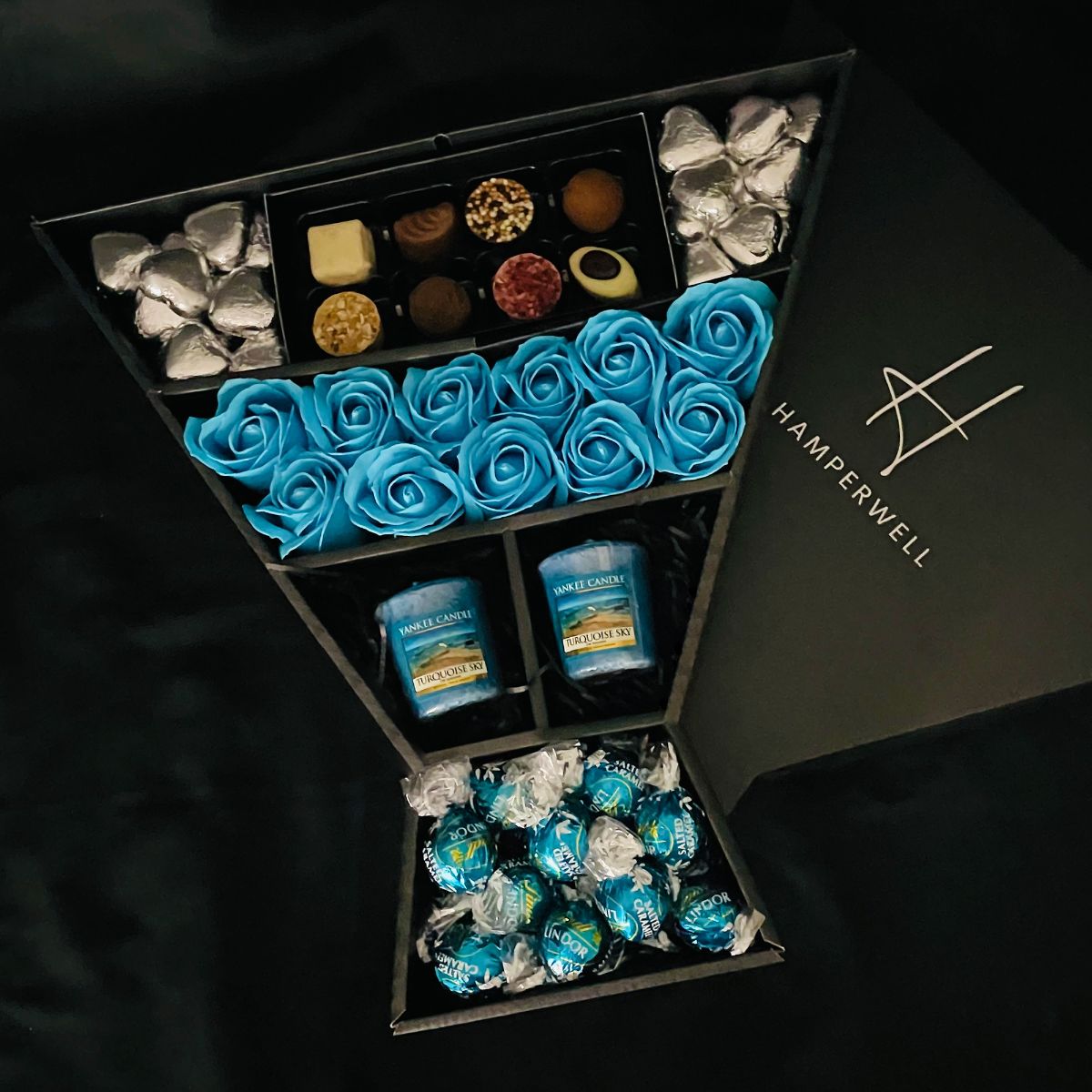 Lindt Lindor & Yankee Candle Signature Chocolate Bouquet With Blue Ros ...